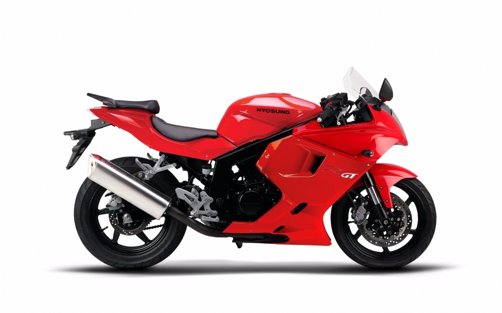 2017 Hyosung GT 250 R Tanıtımı | motorcular.com