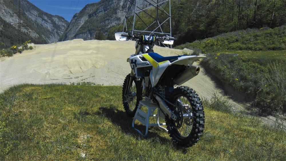 2017 Husqvarna FC 450 Tanıtımı | motorcular.com