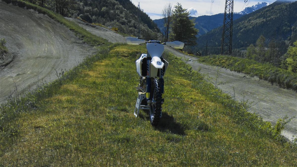 2017 Husqvarna FC 450 Tanıtımı | motorcular.com