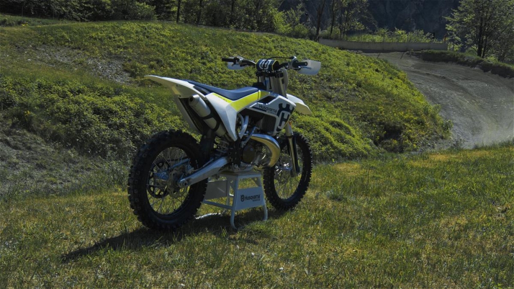 2017 Husqvarna TC 250 Tanıtımı | motorcular.com