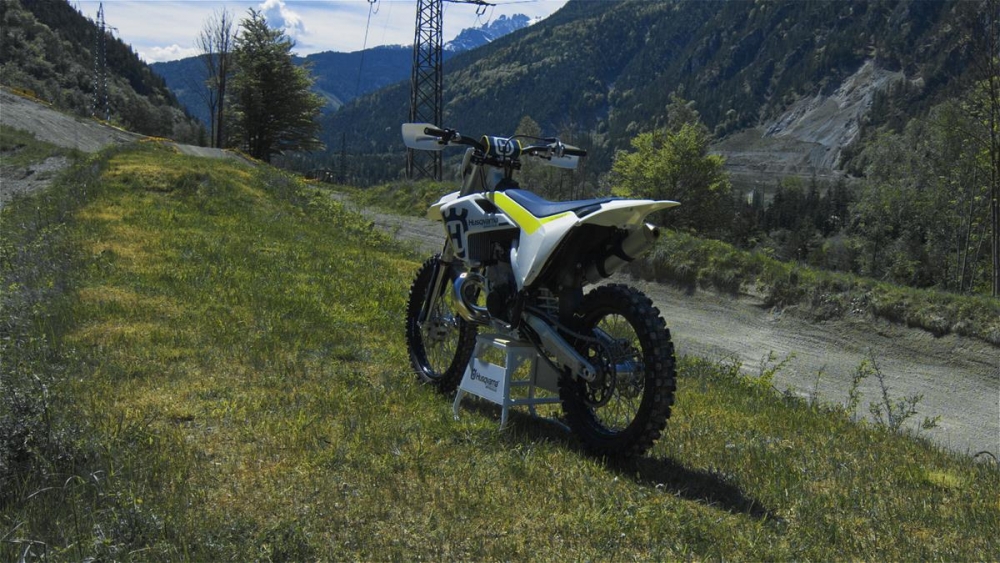 2017 Husqvarna TC 250 Tanıtımı | motorcular.com